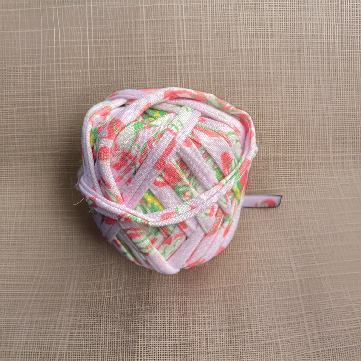 Tshirt Yarn Ball - 40g – Al Saeed Wool House